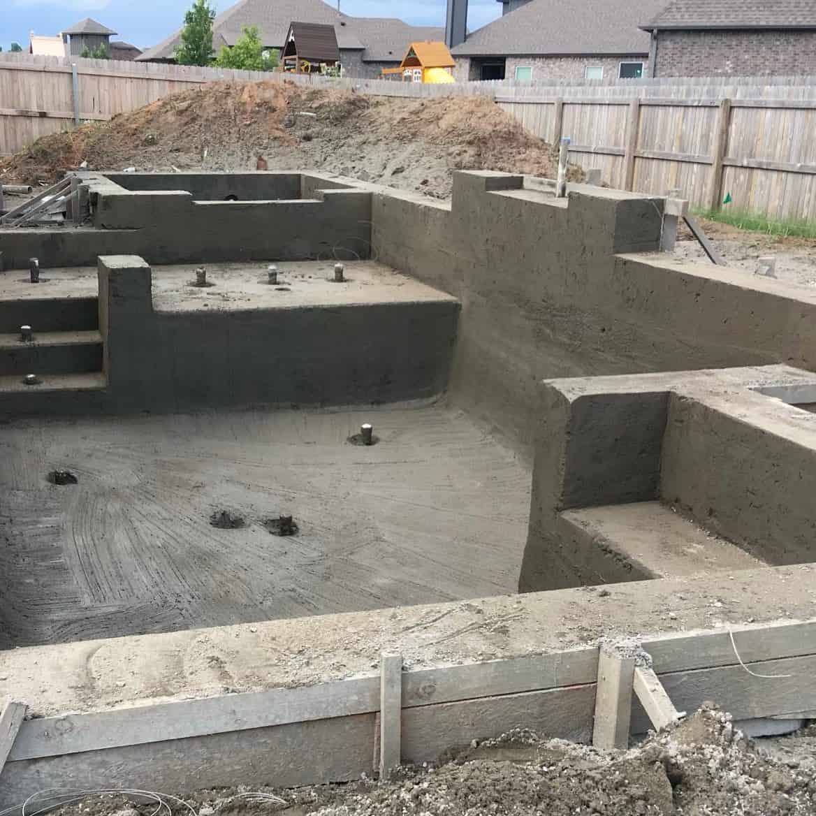 Custom Gunite Swimming Pools - NE Oklahoma - Elite Pool Service