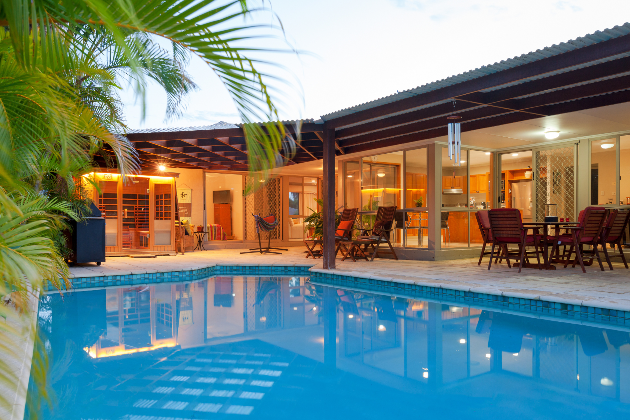Swimming Pool Design Trends: What\'s Hot in 2024 - Elite Pool Service